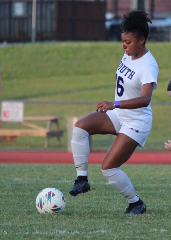 HS Roundup: South’s streak is over, HB’s keeps on going | News, Sports, Jobs - The Nashua Telegraph